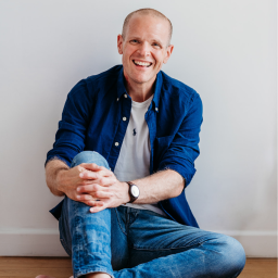 5* Rated Authentic British Voice Overs By Neil Williams